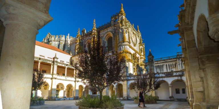 The Monasteries of Portugal: Alcobaca, Batalha, and Tomar: Exploring ...