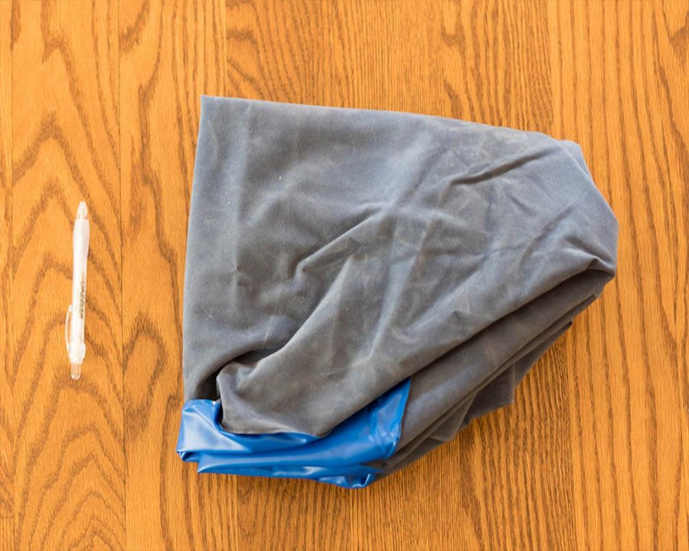 Gear Review: Fly Legs Up with the 1st Class Kid Travel Pillow ...