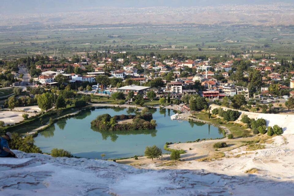 Discover Pamukkale, Turkiye: A Complete Guide To Visiting The Cotton Castle and Heirapolis ...