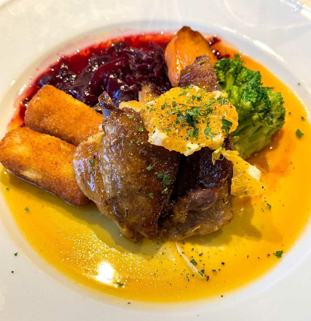 Discover Pamukkale, Turkiye: A Complete Guide To Visiting The Cotton Castle and Heirapolis ...