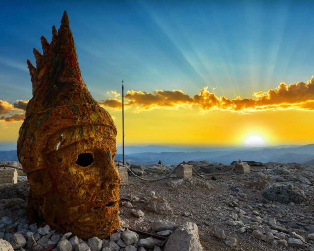 Tips For Visiting Mount Nemrut: The Mountaintop Wonder Where Gods Watch ...
