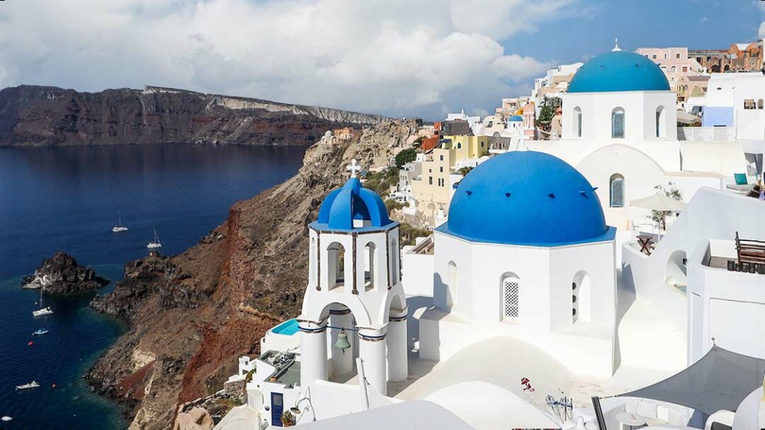 The 20 Best Places To Visit In Greece For An Unforgettable Family ...